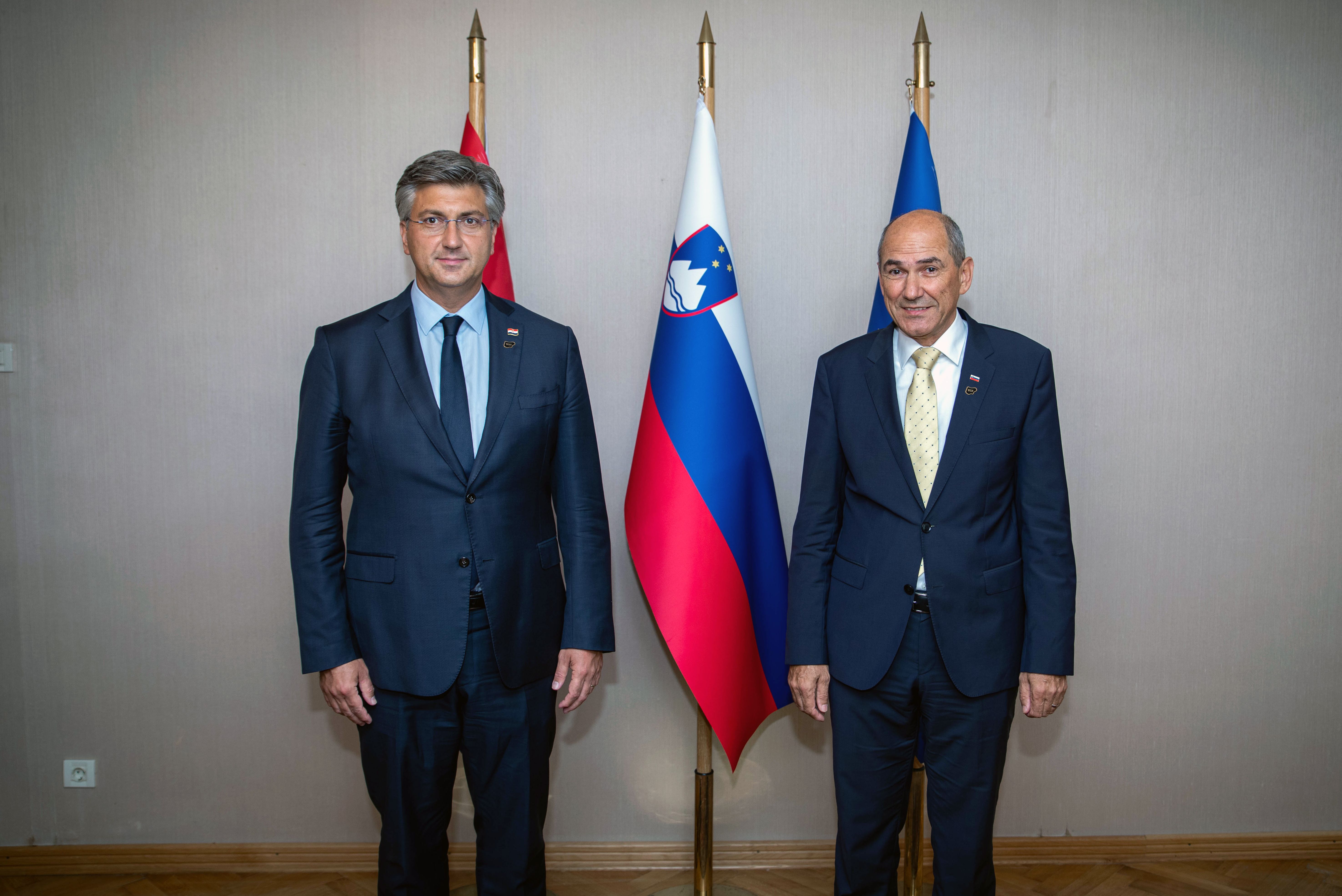 Predsednik vlade Janez Janša s predsedniki vlad na dvostranskih ...