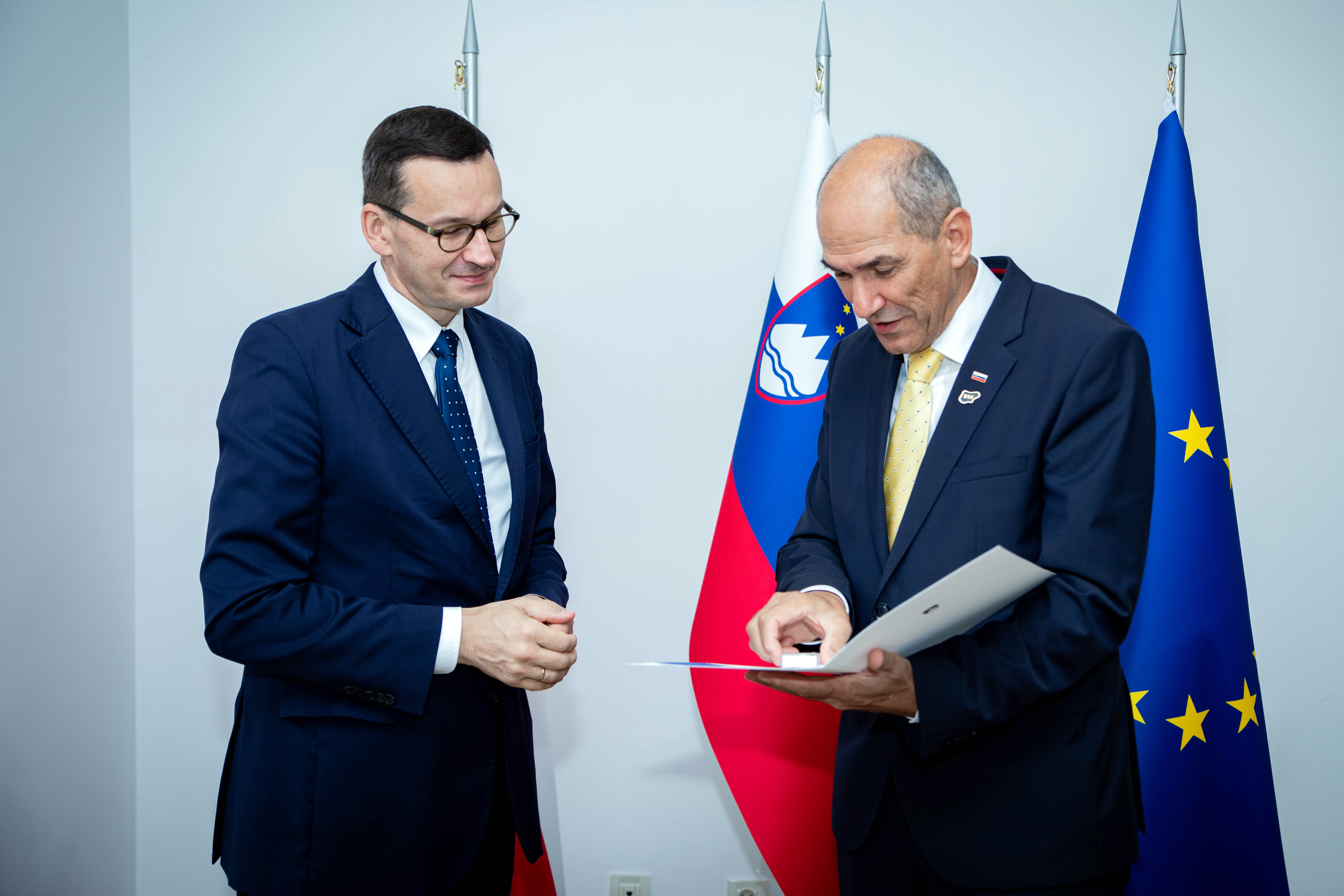 Predsednik vlade Janez Janša s predsedniki vlad na dvostranskih ...