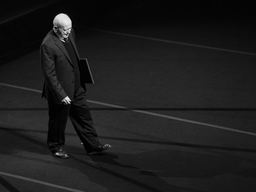 V 99. letu umrl pesnik Vladimir Kos (1924–2022) | GOV.SI