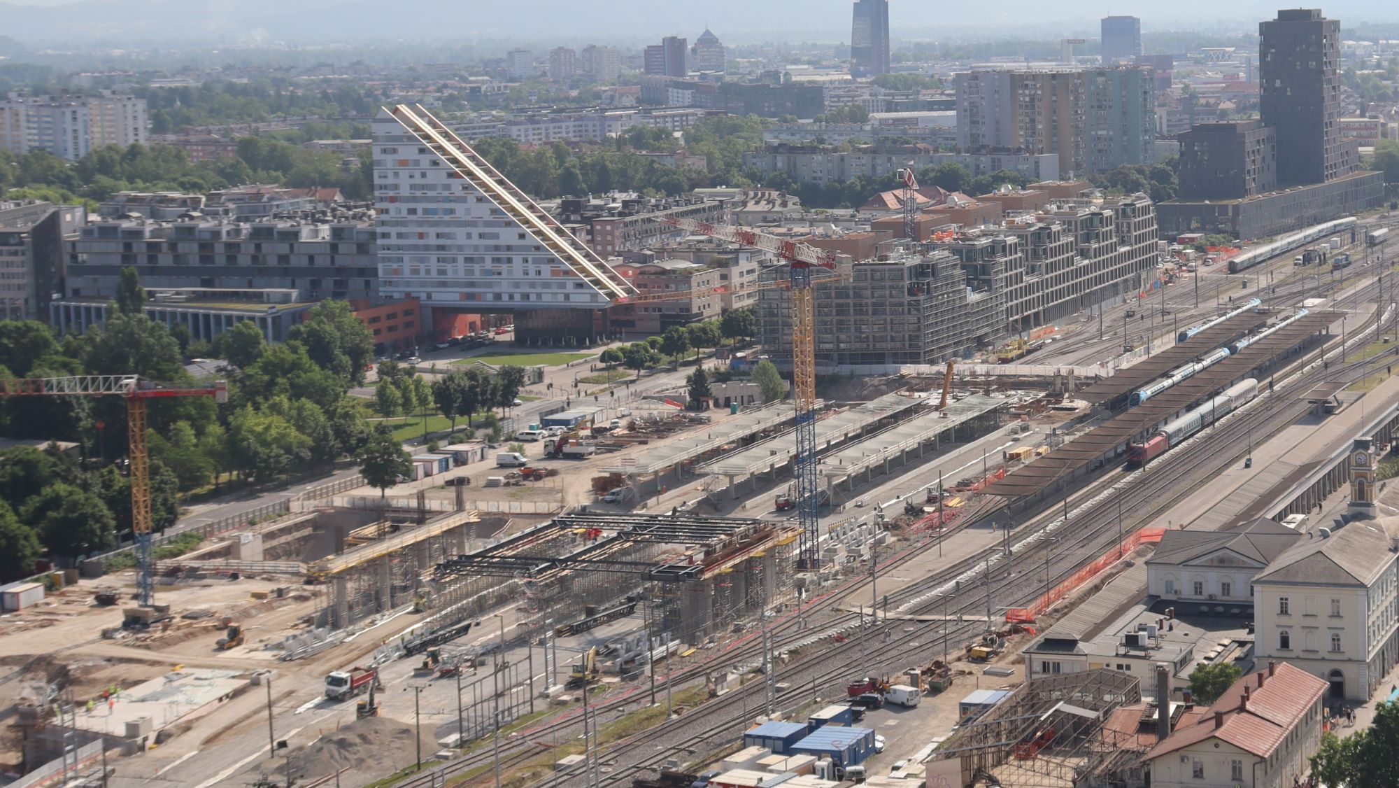 Evropska sredstva za nadgradnjo Železniške postaje Ljubljana | GOV.SI