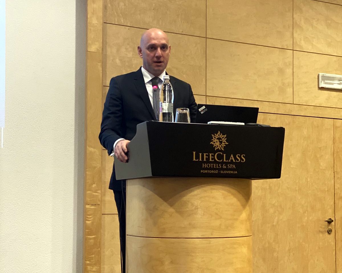 Minister Simon Zajc nagovoril inšpektorje za okolje in prostor | GOV.SI