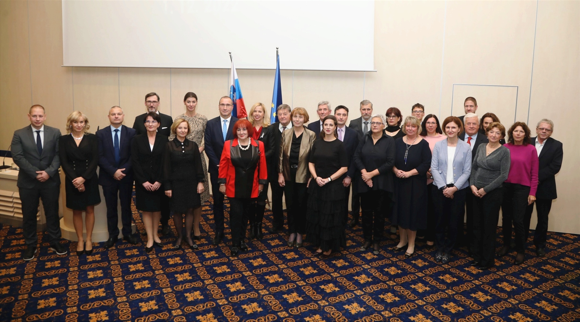 Ministrica dr. Švarc Pipan na 27. zboru državnih tožilcev | GOV.SI