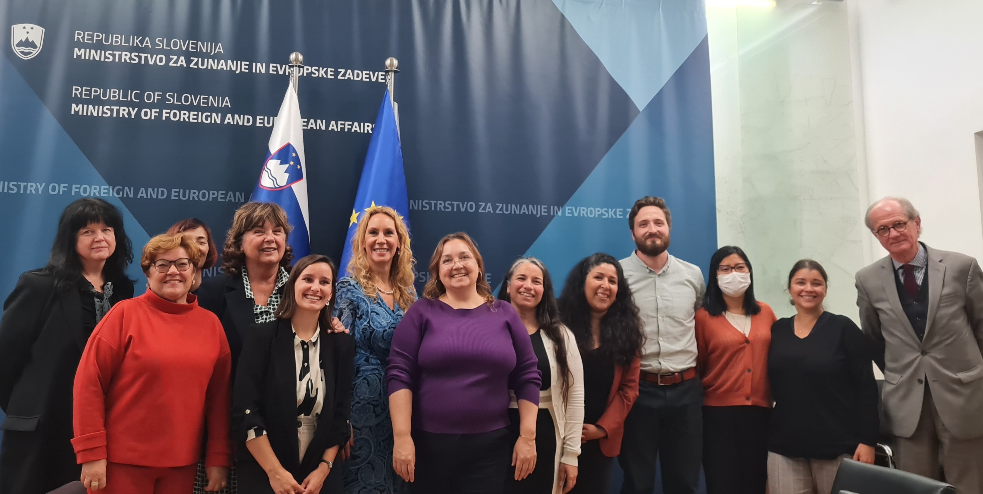 Slovenia, together with Spain and the EU, helps boost the use of AI in ...