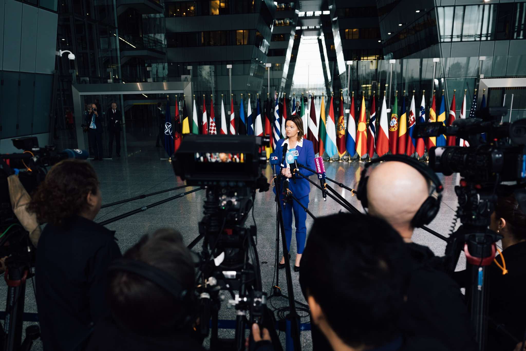 Minister Fajon calls on NATO Secretary General to visit the Western ...