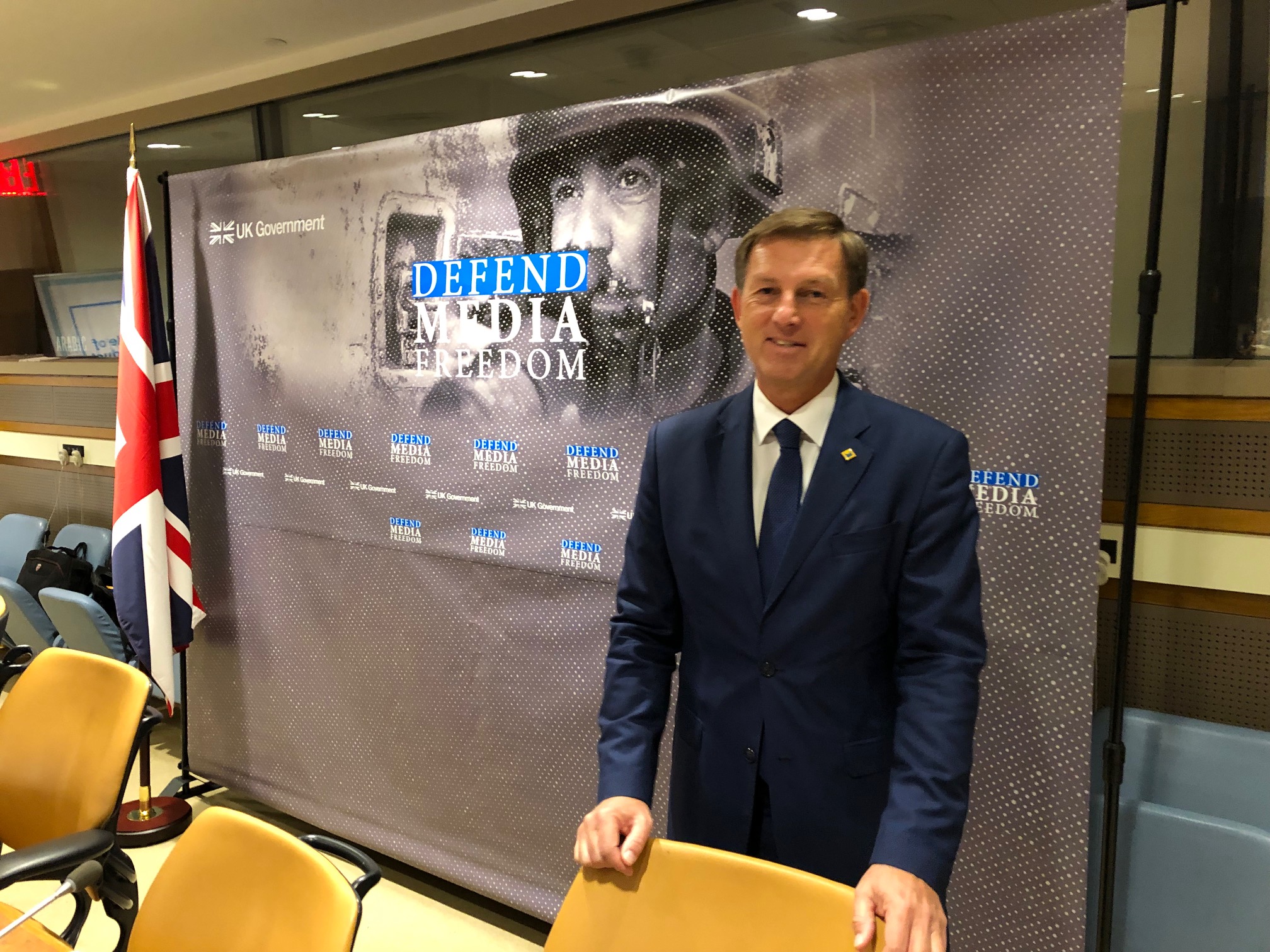 Minister dr. Cerar v New Yorku o pomenu sodelovanja G20 z malimi in ...