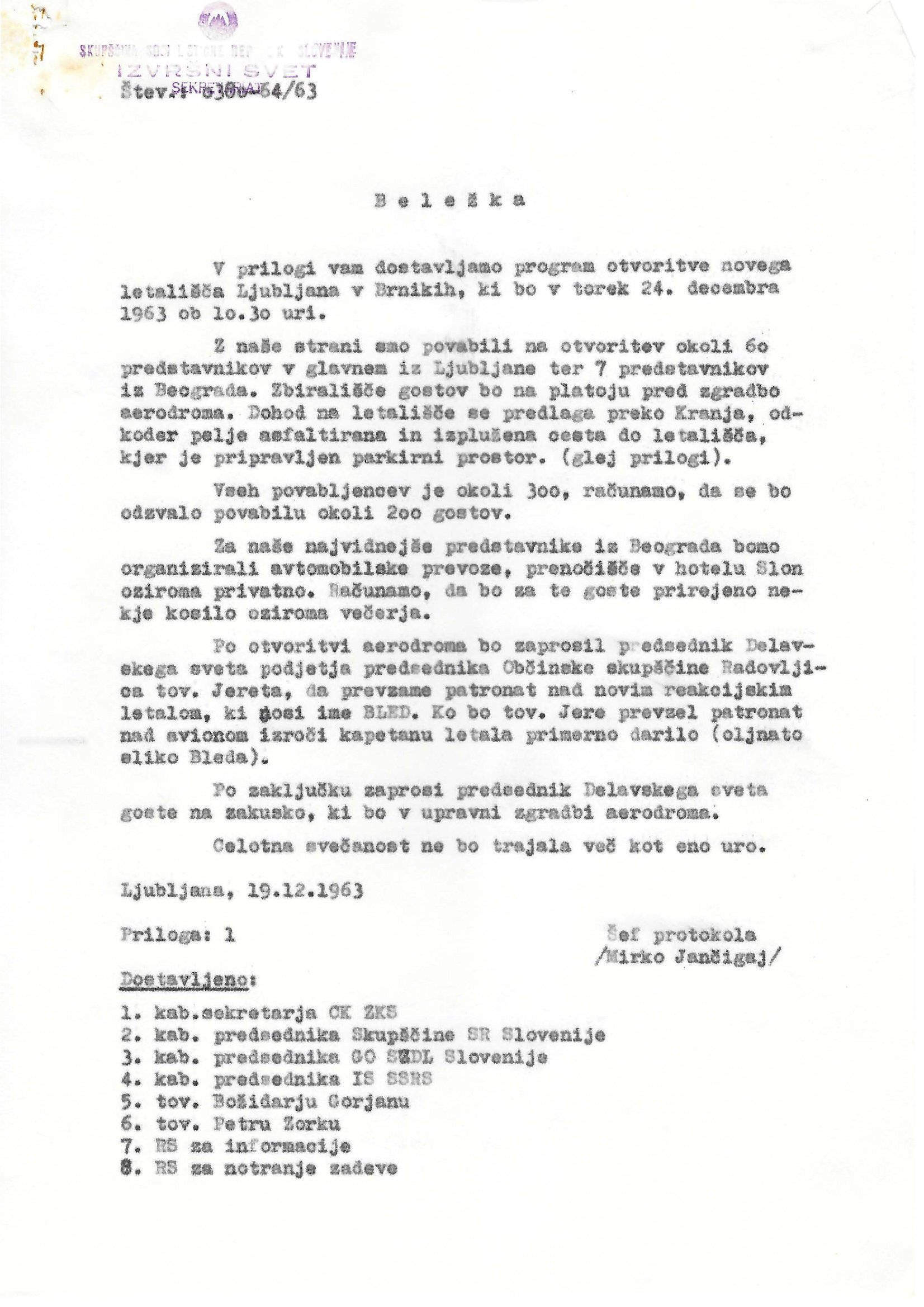 New Airport and the Landing of the First Passenger Plane at Brnik | GOV.SI
