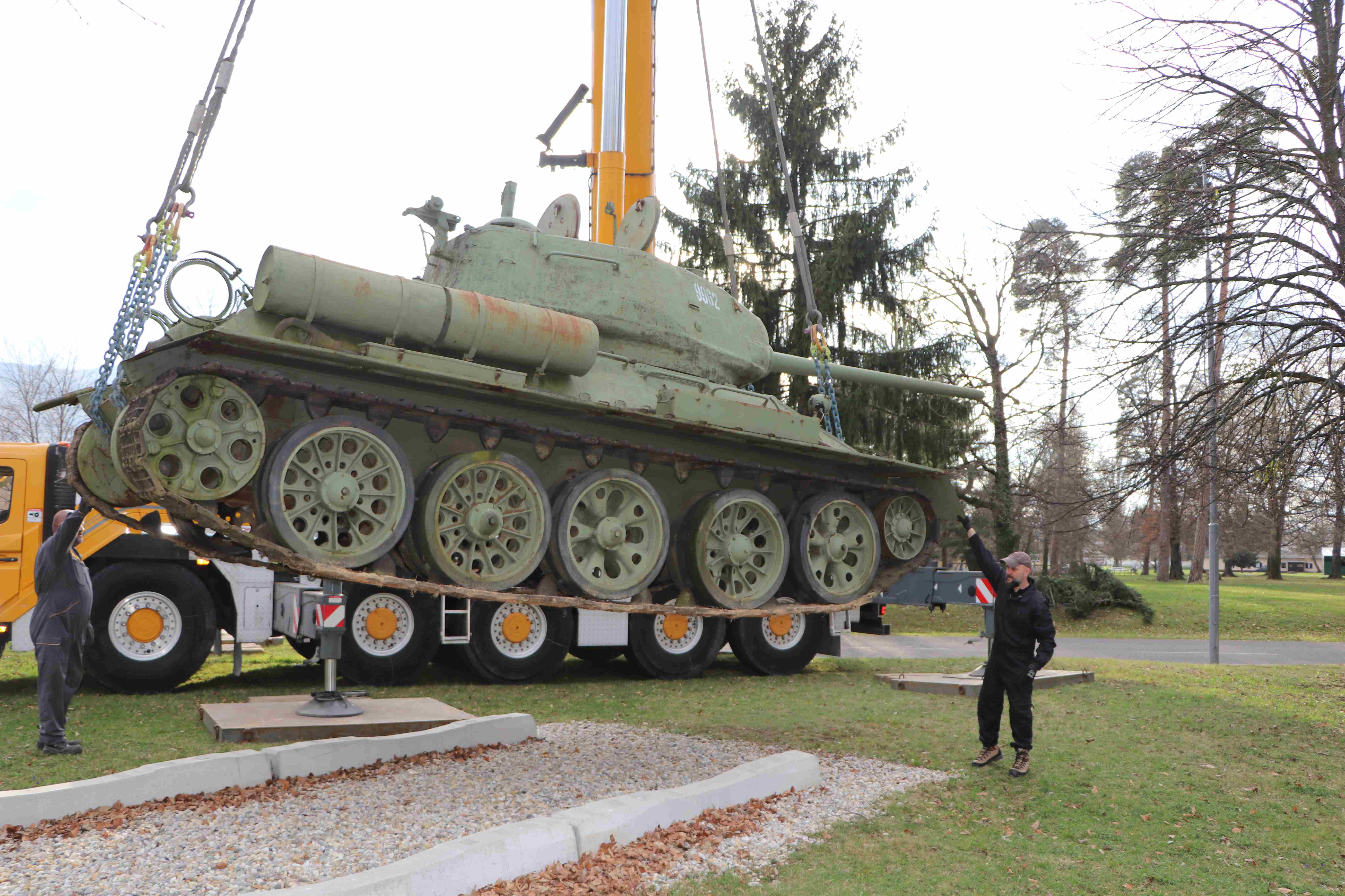 Vojaški muzej Slovenske vojske obogatil svoj ogledni depo z novim muzejskim predmetom | GOV.SI