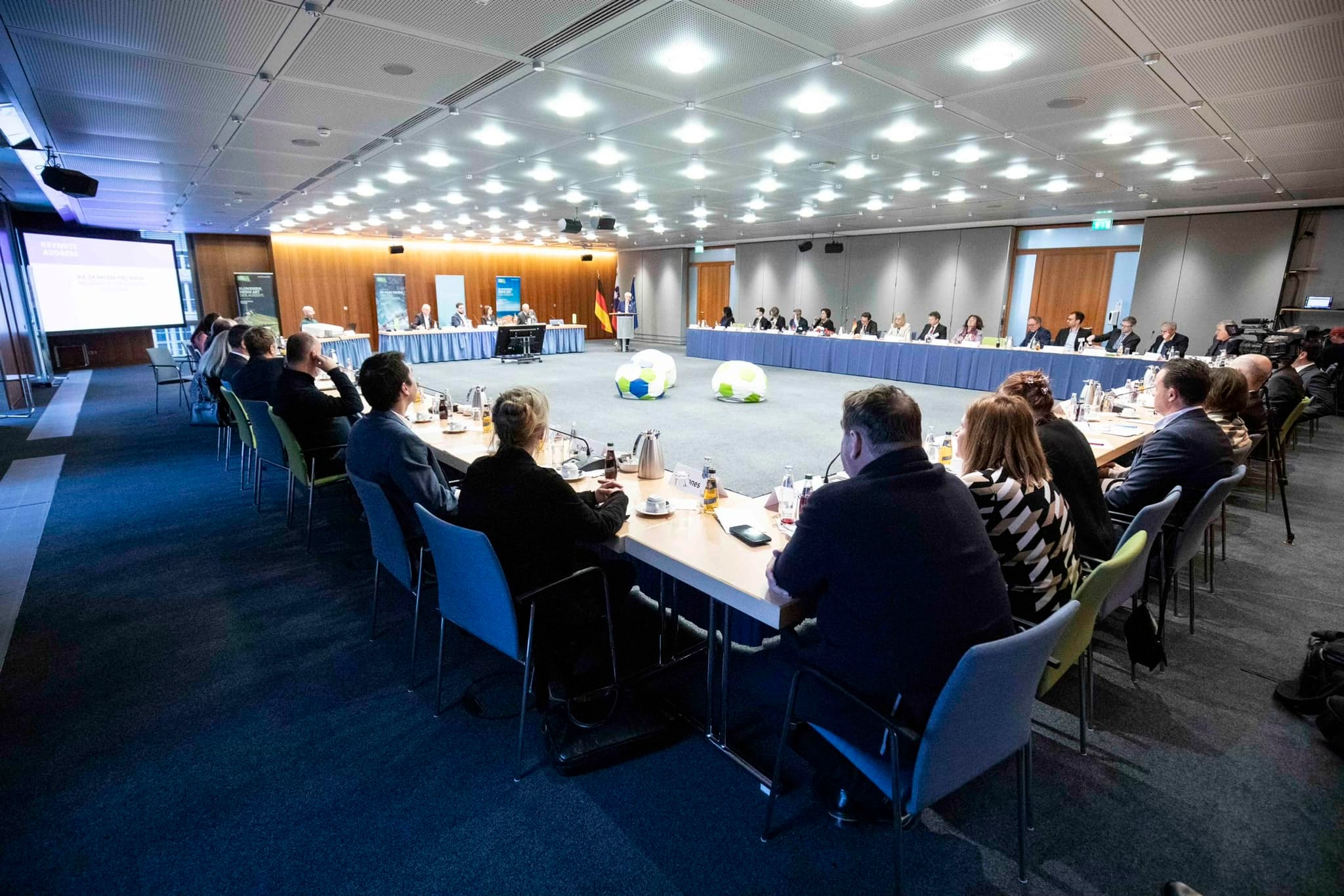 Delovni obisk predsednice Republike Slovenije dr. Nataše Pirc Musar v ...