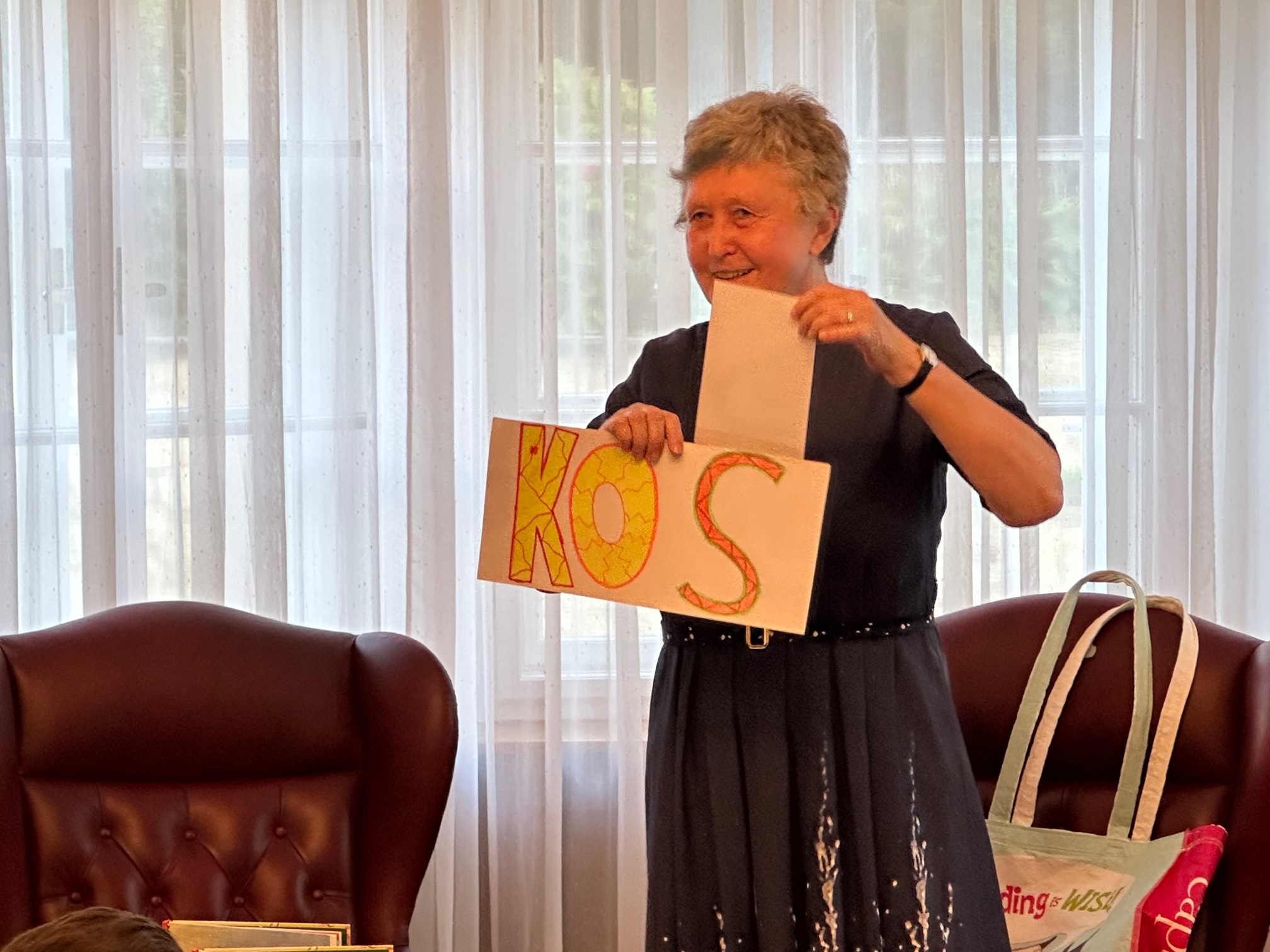 Dopolnilni pouk slovenskega jezika v Pragi s pisateljico Barbaro Hanuš ...