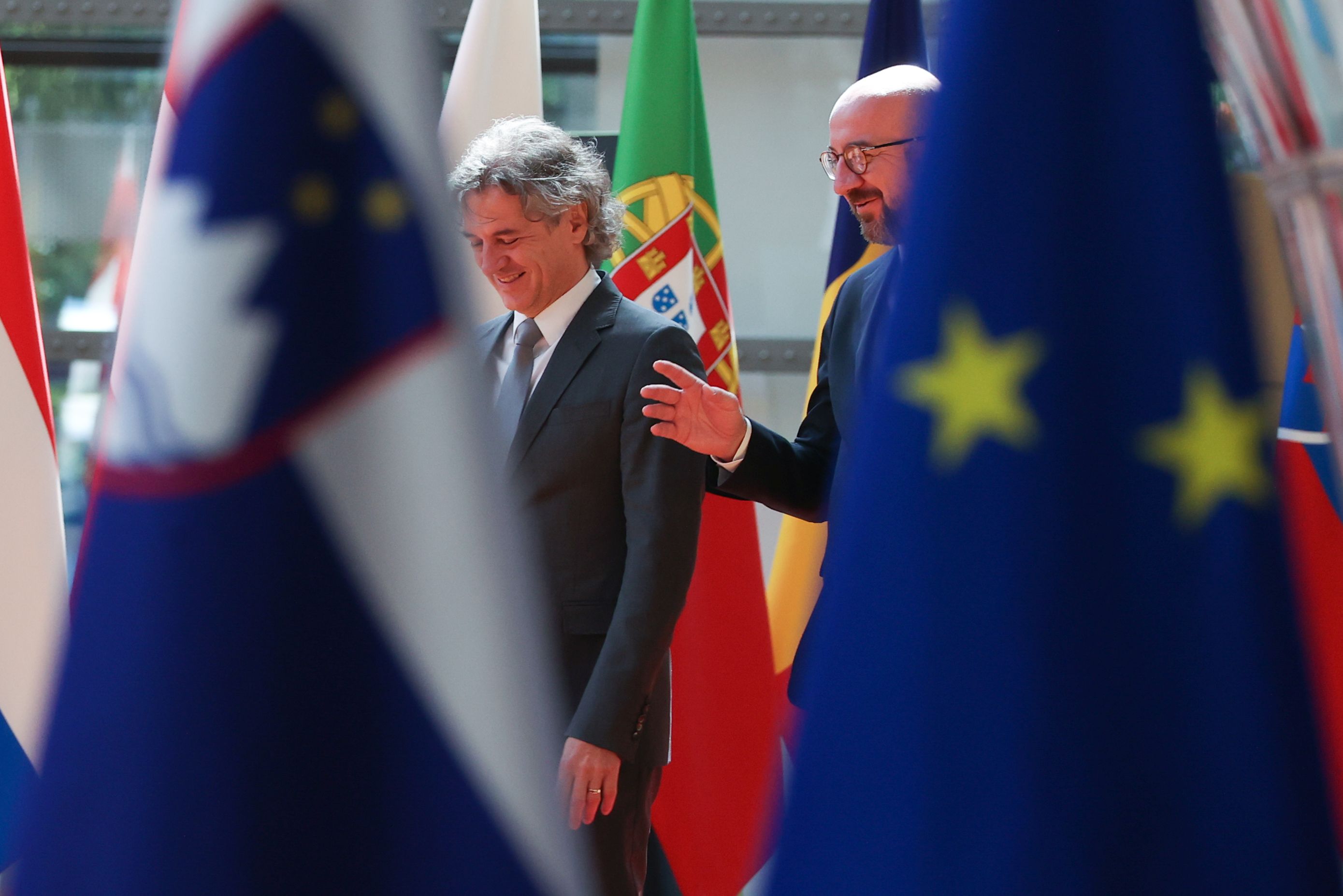 Predsednik vlade se je sestal s predsednikom Evropskega sveta in ...