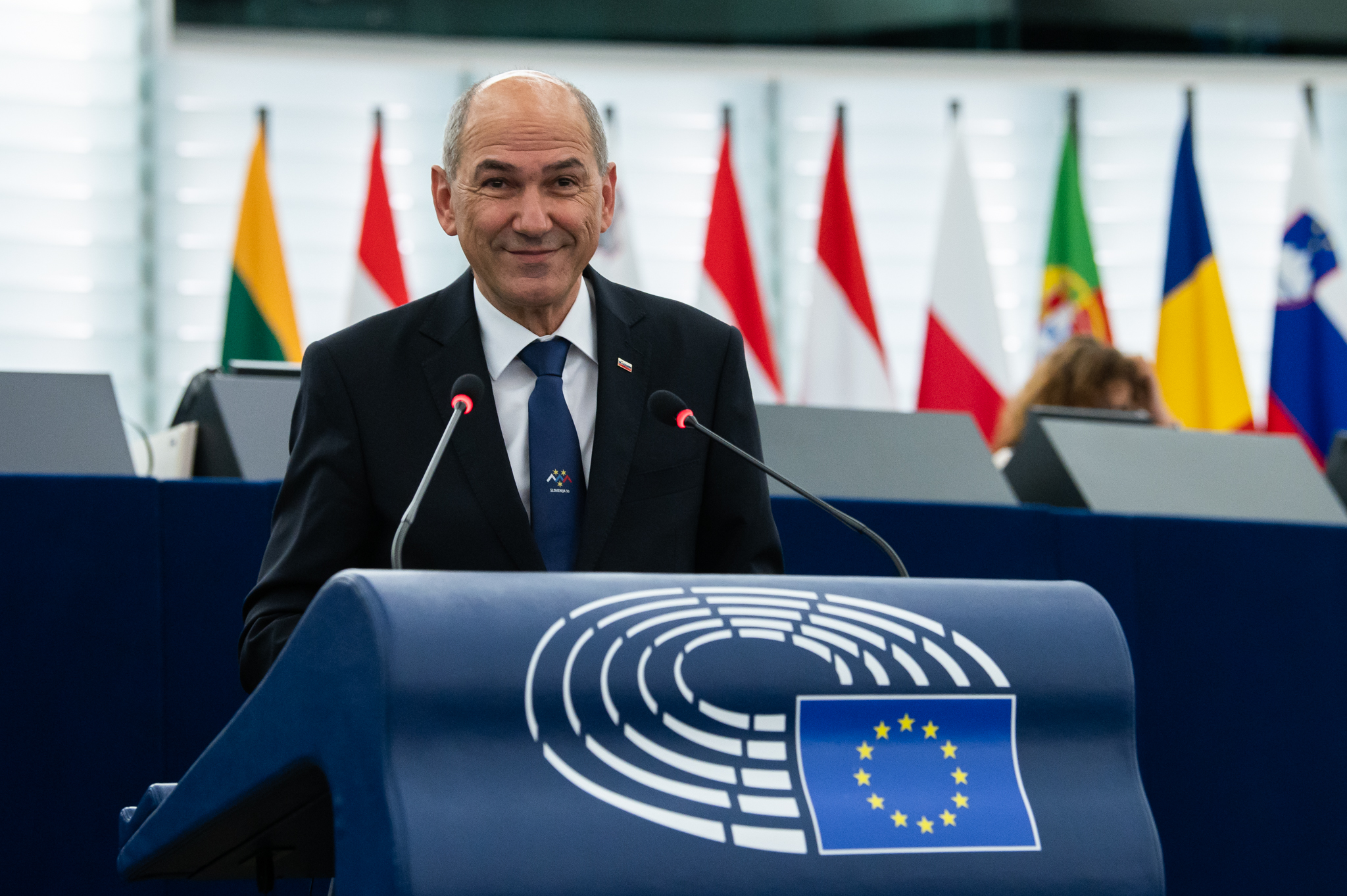 Predsednik vlade Janez Janša v Evropskem parlamentu o prednostnih ...