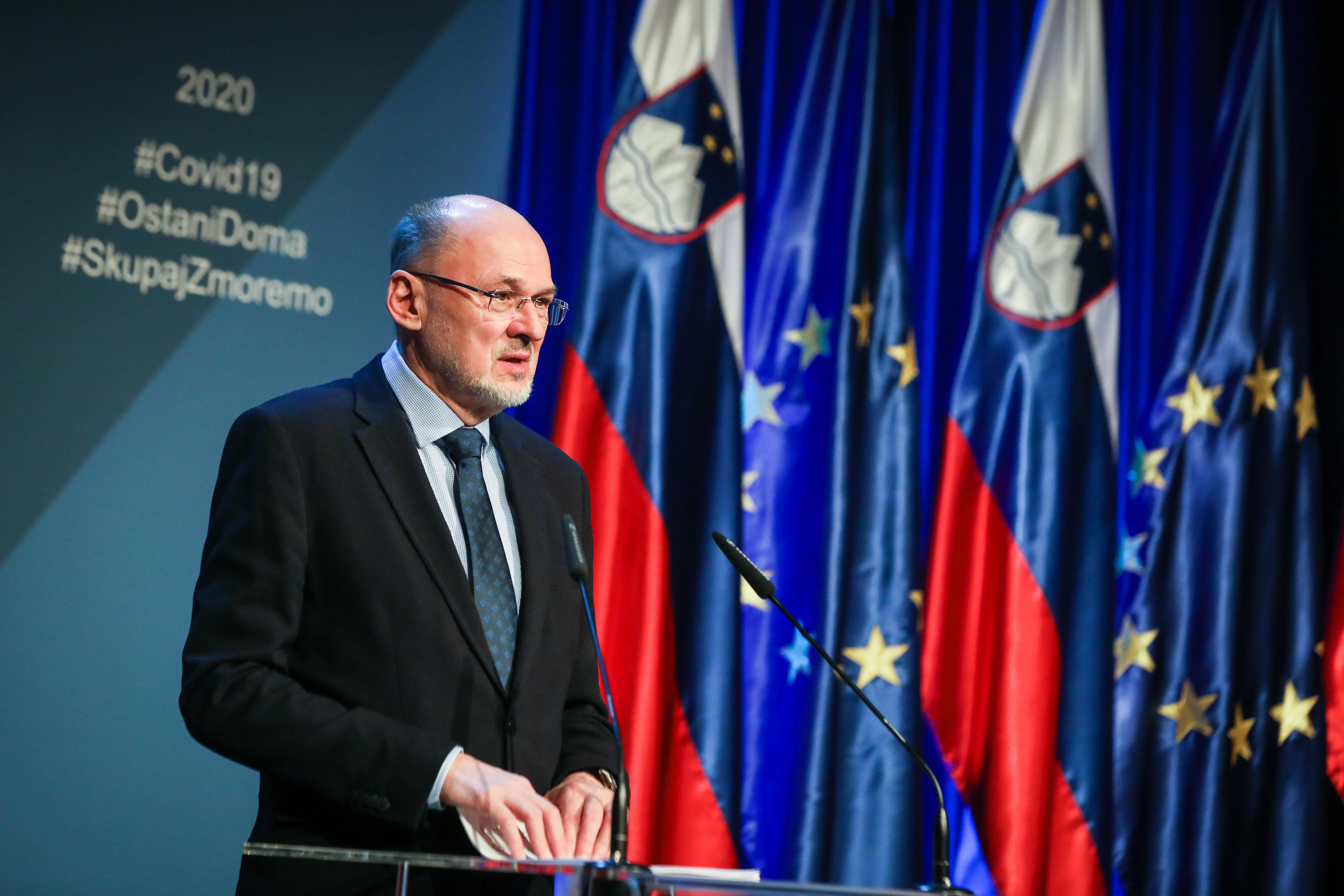 Izjava Milana Kreka in Jelka Kacina glede aktualnega stanja v zvezi z epidemijo bolezni COVID-19 ...