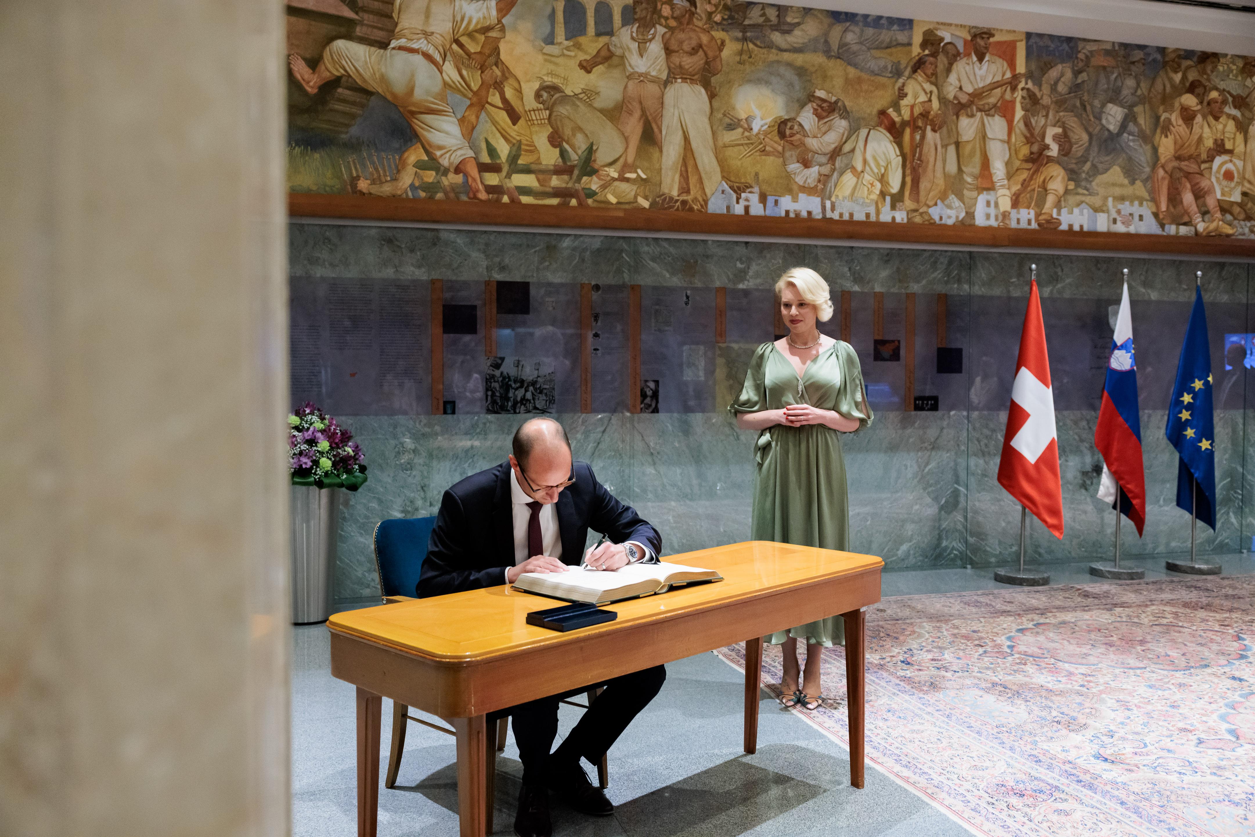 Uradni obisk predsednika Nacionalnega sveta Švicarske konfederacije | GOV.SI