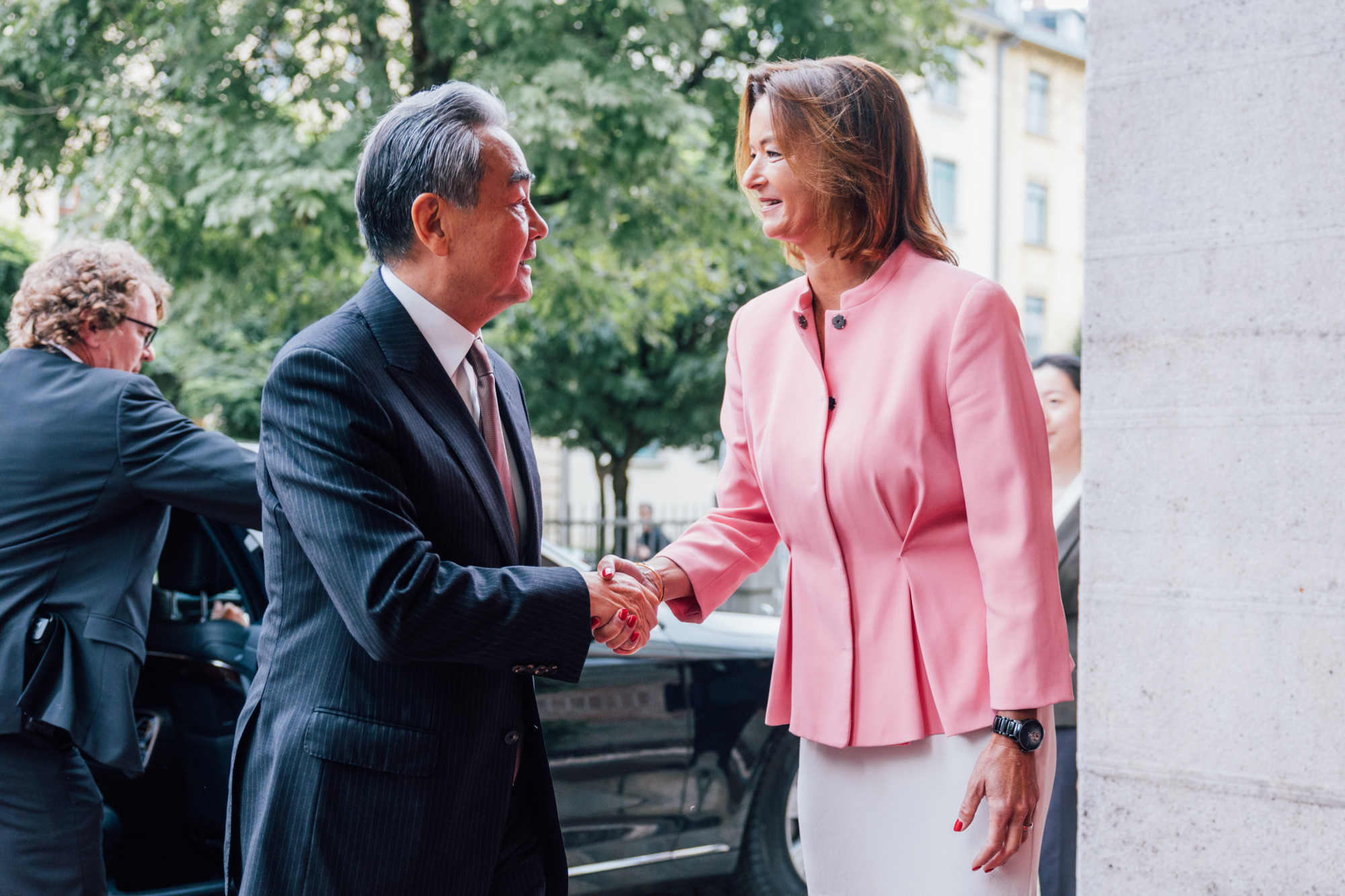 Uradni obisk ministra za zunanje zadeve Ljudske republike Kitajske | GOV.SI